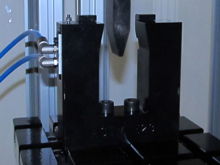 Drop weight testing machines - Labortech s.r.o.